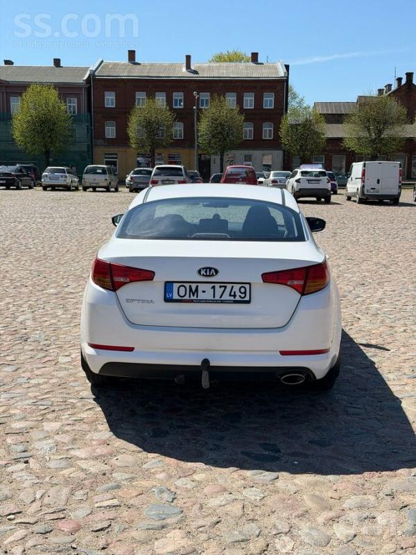 Balts Kia Optima 2013 Liepāja, ar dzinēja tilpumu 2.00 L un nobraukumu 232 tūkst. km par 5700 €, foto 6 vietnē AUTOMOTO.COM.LV