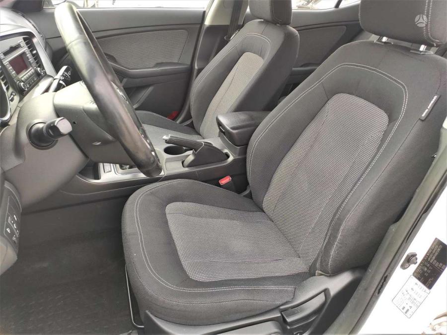 White Kia Optima 2013 in Taurage, with an engine capacity of 1.69 L and mileage of 280 thousand km for 4950 €, photo 9 on AUTOMOTO.COM.LV