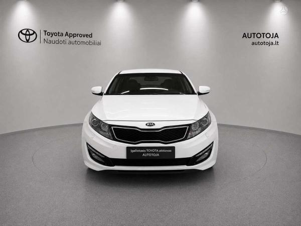 White Kia Optima 2013 in Kaunas, with an engine capacity of 2.00 L and mileage of 193 thousand km for 4900 €, photo 5 on AUTOMOTO.COM.LV