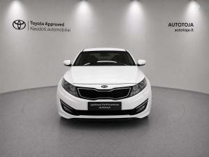 White Kia Optima 2013 in Kaunas, with an engine capacity of 2.00 L and mileage of 193 thousand km for 4900 €, photo 6 on AUTOMOTO.COM.LV