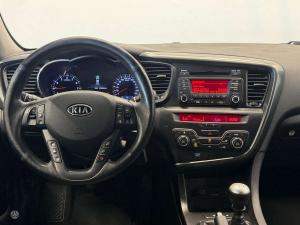 White Kia Optima 2013 in Kaunas, with an engine capacity of 2.00 L and mileage of 193 thousand km for 4900 €, photo 10 on AUTOMOTO.COM.LV