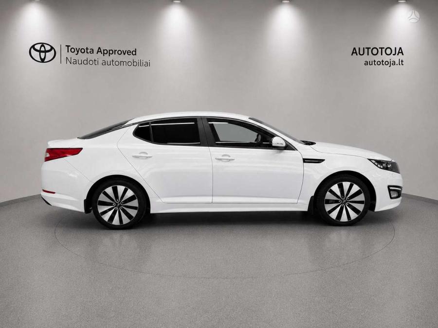 White Kia Optima 2013 in Kaunas, with an engine capacity of 2.00 L and mileage of 193 thousand km for 4900 €, photo 17 on AUTOMOTO.COM.LV
