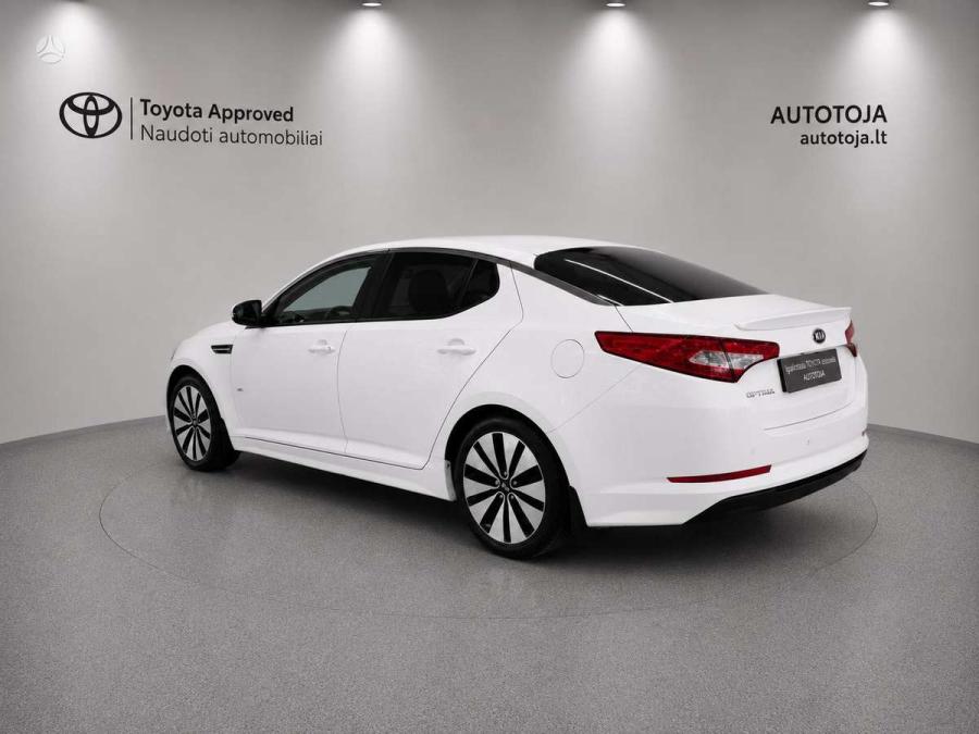 White Kia Optima 2013 in Kaunas, with an engine capacity of 2.00 L and mileage of 193 thousand km for 4900 €, photo 18 on AUTOMOTO.COM.LV