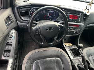 Balts Kia Optima 2013 Pērnava, ar dzinēja tilpumu 1.70 L un nobraukumu 283 tūkst. km par 6000 €, foto 16 vietnē AUTOMOTO.COM.LV