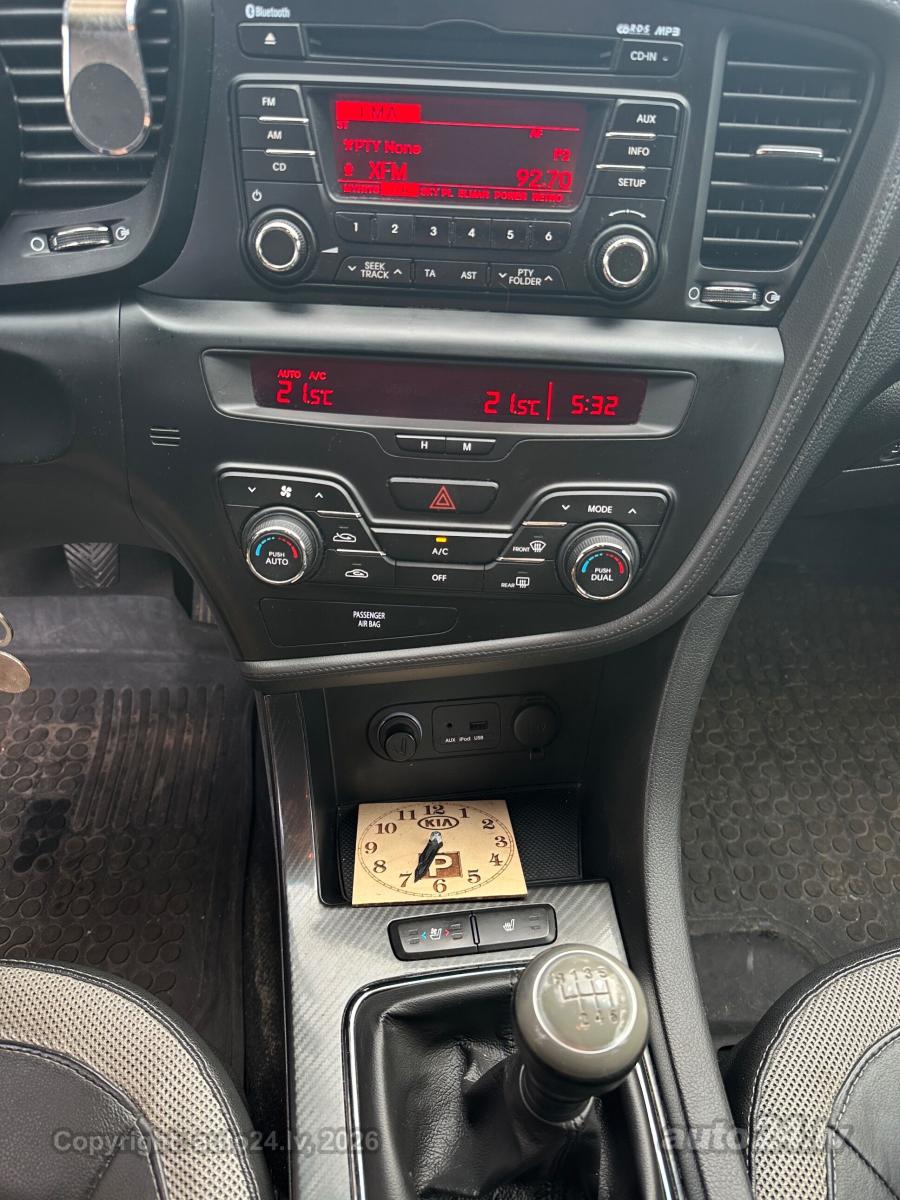 Balts Kia Optima 2013 Pērnava, ar dzinēja tilpumu 1.70 L un nobraukumu 283 tūkst. km par 6000 €, foto 17 vietnē AUTOMOTO.COM.LV