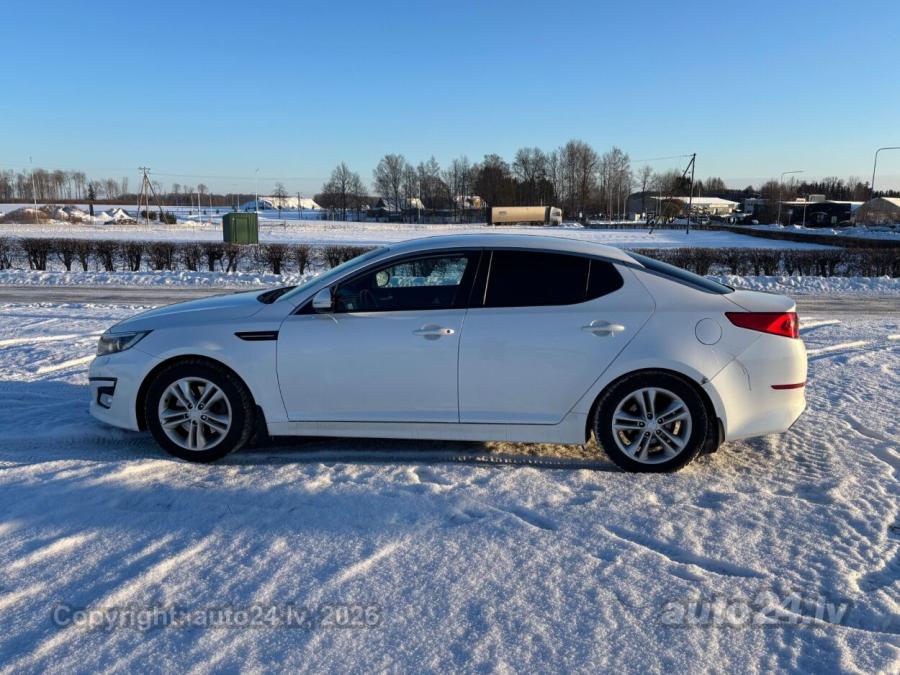 White Kia Optima 2015 in Tartu, with an engine capacity of 1.70 L and mileage of 220 thousand km for 6999 €, photo 6 on AUTOMOTO.COM.LV