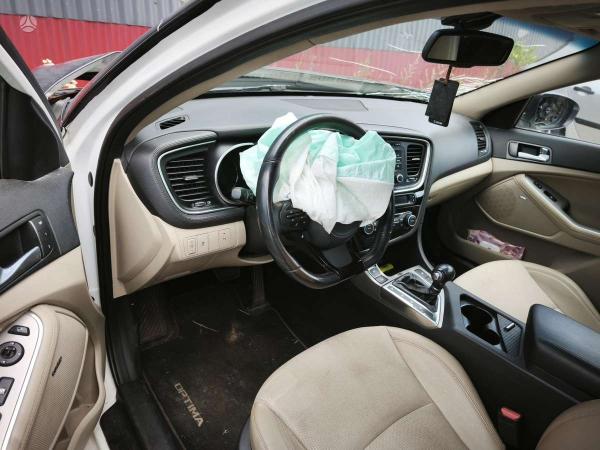 Balts Kia Optima 2015 Kauņa, ar dzinēja tilpumu 1.69 L un nobraukumu 245 tūkst. km par 1999 €, foto 3 vietnē AUTOMOTO.COM.LV