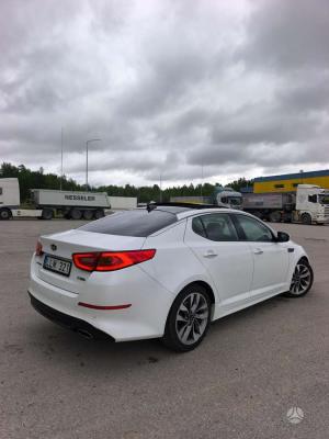 White Kia Optima 2015 in Pakruojis, with an engine capacity of 1.69 L and mileage of 24 thousand km for 6950 €, photo 5 on AUTOMOTO.COM.LV