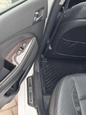 White Kia Optima 2015 in Pakruojis, with an engine capacity of 1.69 L and mileage of 24 thousand km for 6950 €, photo 11 on AUTOMOTO.COM.LV