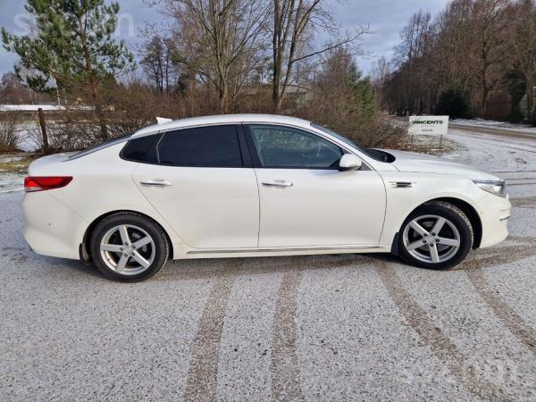Balts Kia Optima 2016 Rīga, ar dzinēja tilpumu 1.70 L un nobraukumu 213 tūkst. km par 9900 €, foto 2 vietnē AUTOMOTO.COM.LV