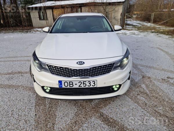 Balts Kia Optima 2016 Rīga, ar dzinēja tilpumu 1.70 L un nobraukumu 213 tūkst. km par 9900 €, foto 3 vietnē AUTOMOTO.COM.LV