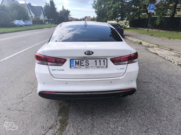 White Kia Optima 2016 in Kaunas, with an engine capacity of 1.70 L and mileage of 216 thousand km for 7500 €, photo 7 on AUTOMOTO.COM.LV