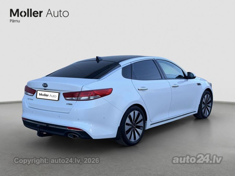 Balts Kia Optima 2016 Pērnava, ar dzinēja tilpumu 1.70 L un nobraukumu 133 tūkst. km par 12900 €, foto 3 vietnē AUTOMOTO.COM.LV