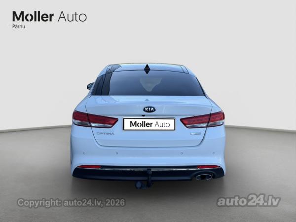 Balts Kia Optima 2016 Pērnava, ar dzinēja tilpumu 1.70 L un nobraukumu 133 tūkst. km par 12900 €, foto 4 vietnē AUTOMOTO.COM.LV