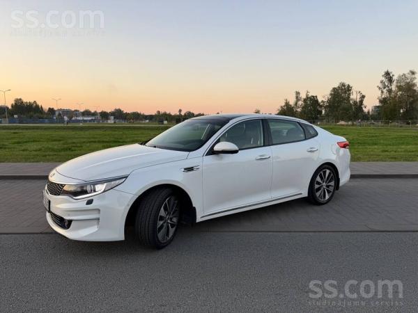 White Kia Optima 2016 in Riga, with an engine capacity of 1.60 L and mileage of 0 thousand km for 11150 €, photo 1 on AUTOMOTO.COM.LV