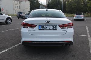 White Kia Optima 2016 in Narva, with an engine capacity of 1.70 L and mileage of 255 thousand km for 7500 €, photo 6 on AUTOMOTO.COM.LV
