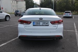 White Kia Optima 2016 in Narva, with an engine capacity of 1.70 L and mileage of 255 thousand km for 7500 €, photo 13 on AUTOMOTO.COM.LV