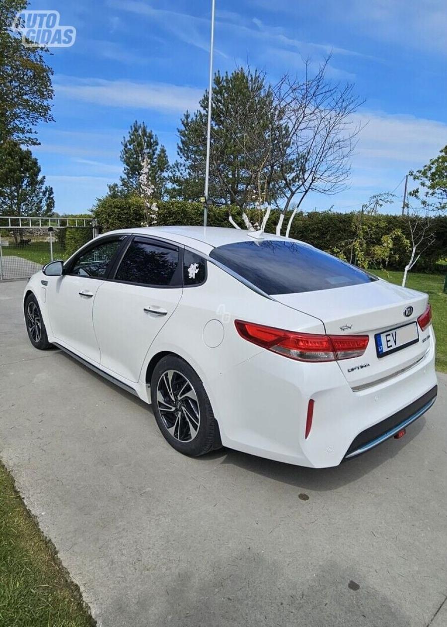 Balts Kia Optima 2017 Šauļi, ar dzinēja tilpumu 2.00 L un nobraukumu 94 tūkst. km par 12000 €, foto 7 vietnē AUTOMOTO.COM.LV