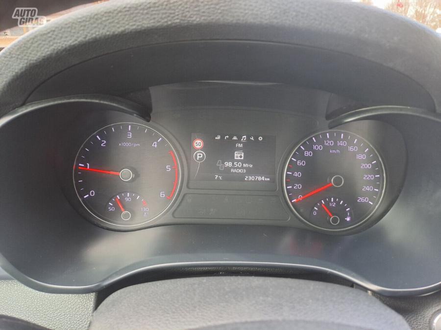 Balts Kia Optima 2017 Šauļi, ar dzinēja tilpumu 1.70 L un nobraukumu 230 tūkst. km par 9300 €, foto 15 vietnē AUTOMOTO.COM.LV