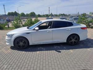 Balts Kia Optima 2017 Šauļi, ar dzinēja tilpumu 1.70 L un nobraukumu 230 tūkst. km par 8300 €, foto 7 vietnē AUTOMOTO.COM.LV