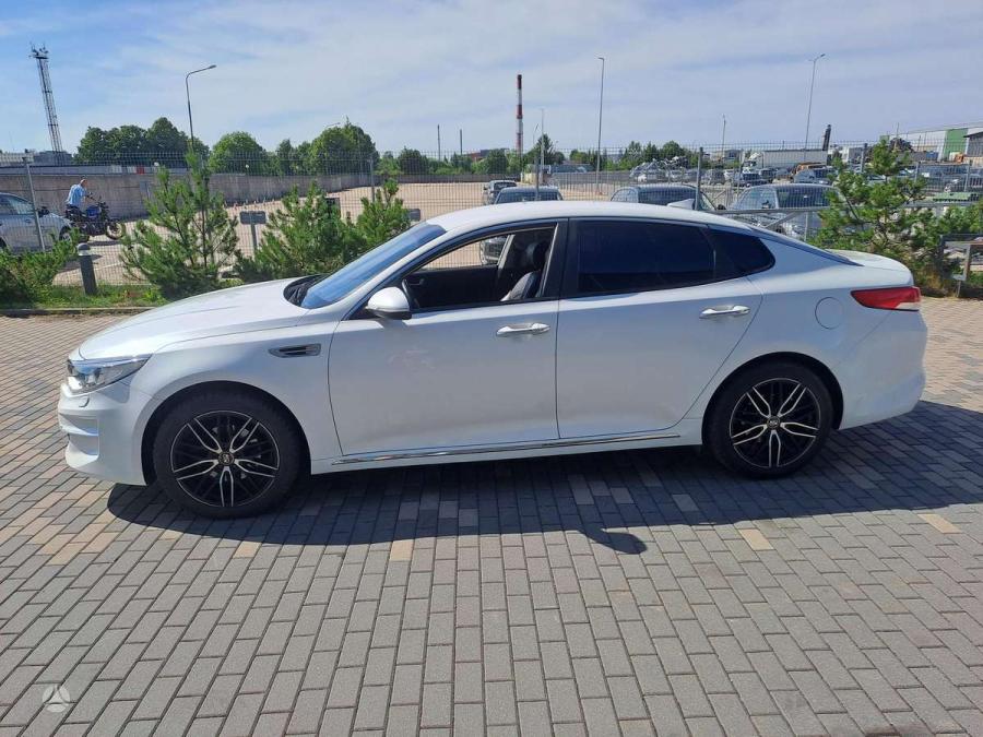 Balts Kia Optima 2017 Šauļi, ar dzinēja tilpumu 1.70 L un nobraukumu 230 tūkst. km par 8300 €, foto 7 vietnē AUTOMOTO.COM.LV