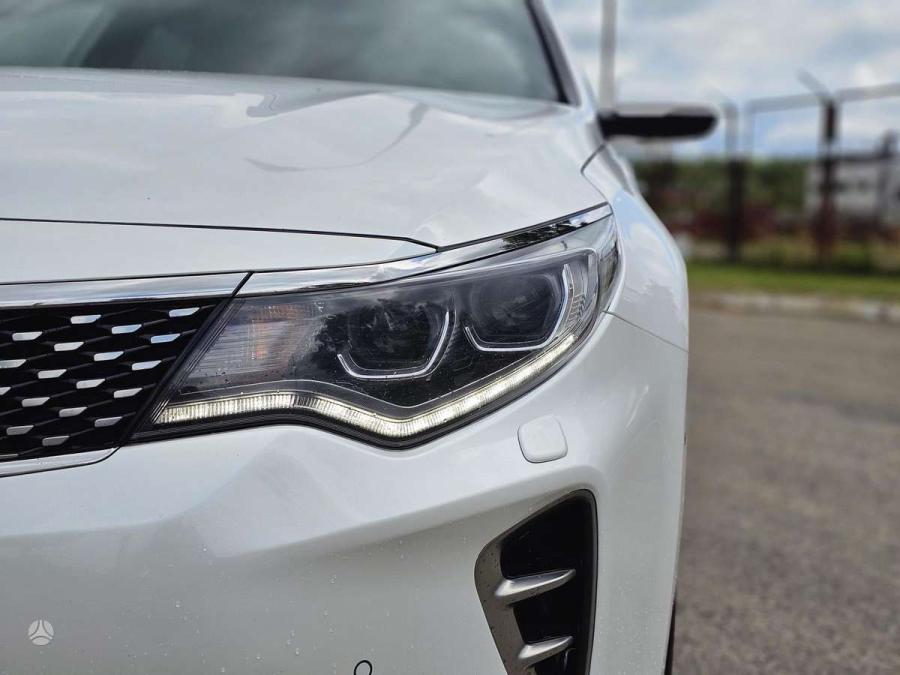 Balts Kia Optima 2016 Rokiškis, ar dzinēja tilpumu 1.69 L un nobraukumu 165 tūkst. km par 7950 €, foto 8 vietnē AUTOMOTO.COM.LV