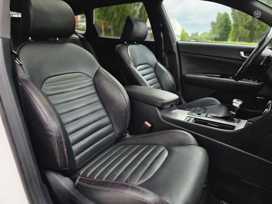 Balts Kia Optima 2016 Rokiškis, ar dzinēja tilpumu 1.69 L un nobraukumu 165 tūkst. km par 7950 €, foto 26 vietnē AUTOMOTO.COM.LV