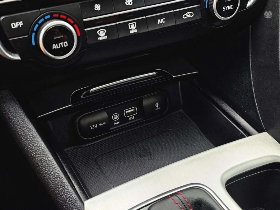 Balts Kia Optima 2016 Rokiškis, ar dzinēja tilpumu 1.69 L un nobraukumu 165 tūkst. km par 7950 €, foto 37 vietnē AUTOMOTO.COM.LV