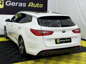 White Kia Optima 2016 in Vilnius, with an engine capacity of 2.00 L and mileage of 144 thousand km for 10850 €, photo 5 on AUTOMOTO.COM.LV