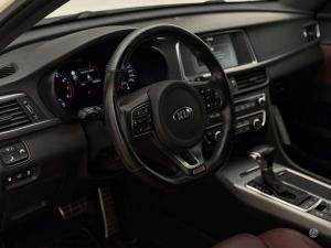 White Kia Optima 2016 in Vilnius, with an engine capacity of 2.00 L and mileage of 144 thousand km for 10800 €, photo 10 on AUTOMOTO.COM.LV