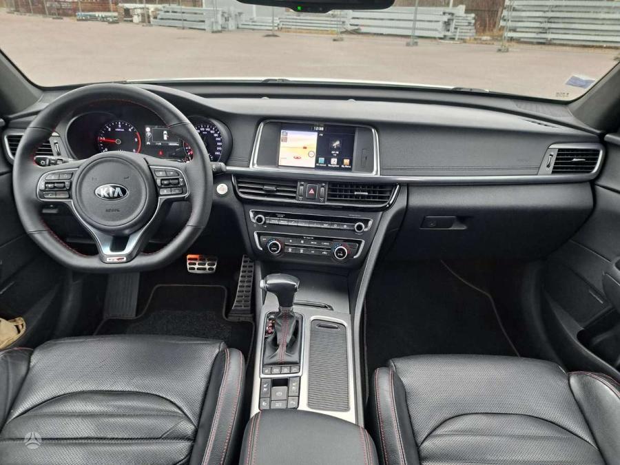 Balts Kia Optima 2017 Kauņa, ar dzinēja tilpumu 1.69 L un nobraukumu 181 tūkst. km par 9999 €, foto 12 vietnē AUTOMOTO.COM.LV