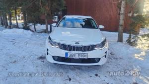 White Kia Optima 2017 in Tallinn, with an engine capacity of 1.70 L and mileage of 113 thousand km for 11990 €, photo 4 on AUTOMOTO.COM.LV