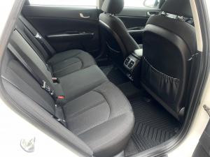 Balts Kia Optima 2017 Rīga, ar dzinēja tilpumu 1.70 L un nobraukumu 194 tūkst. km par 9290 €, foto 20 vietnē AUTOMOTO.COM.LV