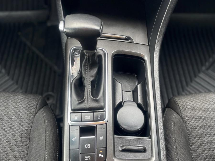 Balts Kia Optima 2017 Rīga, ar dzinēja tilpumu 1.70 L un nobraukumu 194 tūkst. km par 9290 €, foto 21 vietnē AUTOMOTO.COM.LV