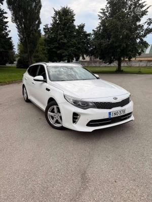 White Kia Optima 2017 in Klaipeda, with an engine capacity of 1.69 L and mileage of 269 thousand km for 5250 €, photo 3 on AUTOMOTO.COM.LV