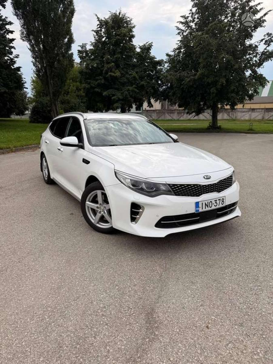 White Kia Optima 2017 in Klaipeda, with an engine capacity of 1.69 L and mileage of 269 thousand km for 5250 €, photo 3 on AUTOMOTO.COM.LV