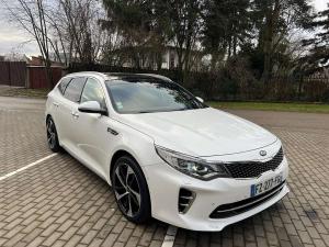Balts Kia Optima 2018 Kauņa, ar dzinēja tilpumu 1.69 L un nobraukumu 126 tūkst. km par 10950 €, foto  vietnē AUTOMOTO.COM.LV