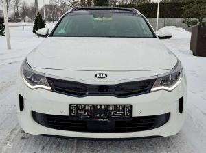 White Kia Optima 2018 in Taurage, with an engine capacity of 2.00 L and mileage of 163 thousand km for 8800 €, photo 2 on AUTOMOTO.COM.LV