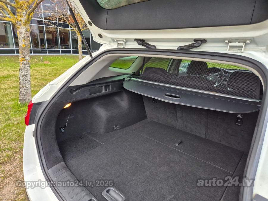 Balts Kia Optima 2018 Tartu, ar dzinēja tilpumu 1.70 L un nobraukumu 249 tūkst. km par 8790 €, foto 18 vietnē AUTOMOTO.COM.LV