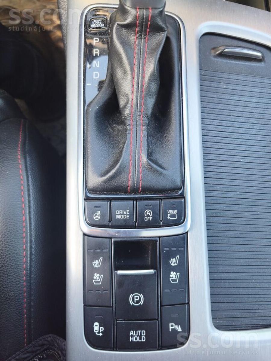 Balts Kia Optima 2018 Rīga, ar dzinēja tilpumu 1.70 L un nobraukumu 231 tūkst. km par 11450 €, foto 10 vietnē AUTOMOTO.COM.LV