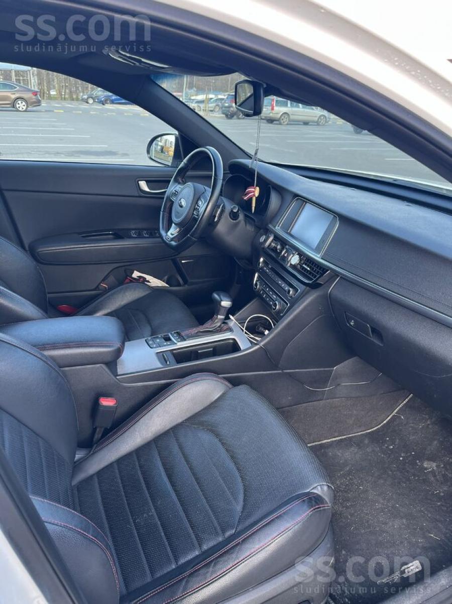 Balts Kia Optima 2018 Rīga, ar dzinēja tilpumu 1.70 L un nobraukumu 181 tūkst. km par 13250 €, foto 12 vietnē AUTOMOTO.COM.LV