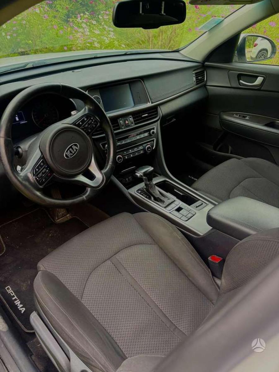 Balts Kia Optima 2018 Alīta, ar dzinēja tilpumu 1.69 L un nobraukumu 270 tūkst. km par 5999 €, foto 8 vietnē AUTOMOTO.COM.LV