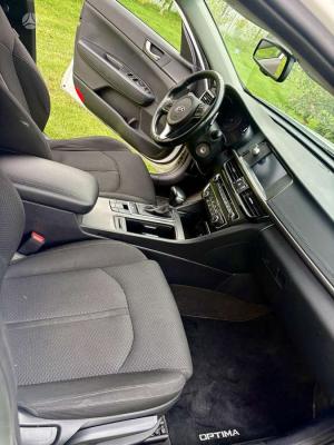 Balts Kia Optima 2018 Alīta, ar dzinēja tilpumu 1.69 L un nobraukumu 270 tūkst. km par 5999 €, foto 12 vietnē AUTOMOTO.COM.LV