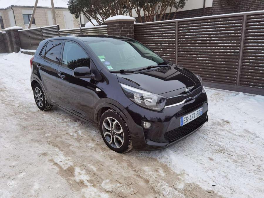 Black Kia Picanto 2017 in Kaunas, with an engine capacity of 1.25 L and mileage of 92 thousand km for 5500 €, photo 1 on AUTOMOTO.COM.LV
