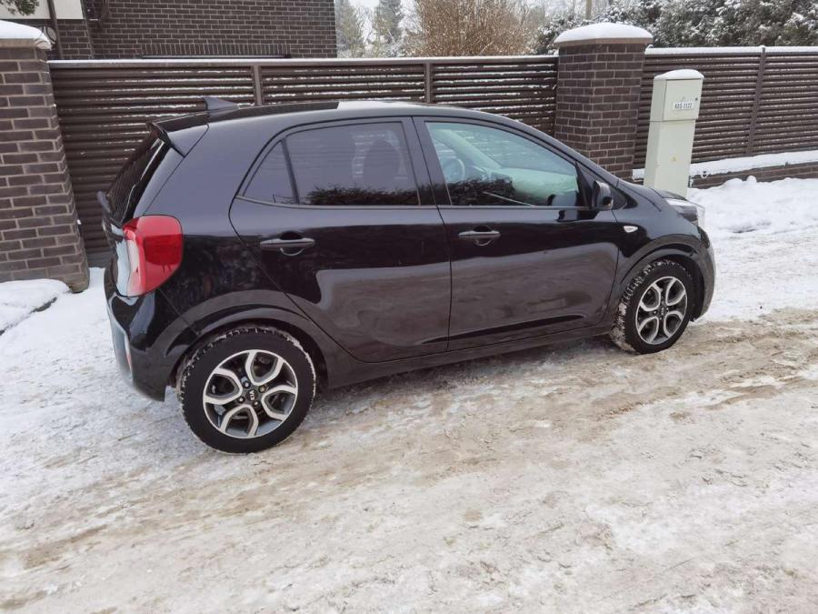 Black Kia Picanto 2017 in Kaunas, with an engine capacity of 1.25 L and mileage of 92 thousand km for 5500 €, photo 3 on AUTOMOTO.COM.LV