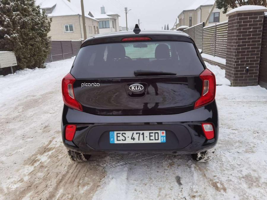 Black Kia Picanto 2017 in Kaunas, with an engine capacity of 1.25 L and mileage of 92 thousand km for 5500 €, photo 34 on AUTOMOTO.COM.LV