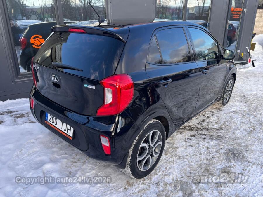 Black Kia Picanto 2020 in Tallinn, with an engine capacity of 1.20 L and mileage of 171 thousand km for 8490 €, photo 5 on AUTOMOTO.COM.LV