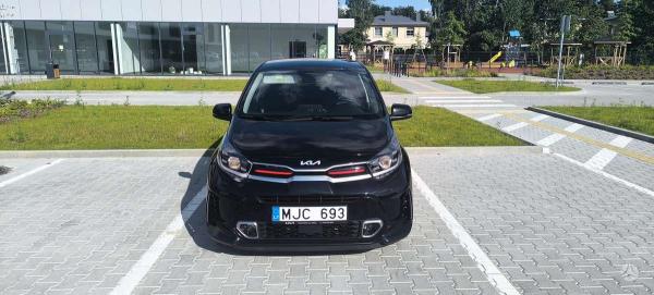 Black Kia Picanto 2022 in Vilnius, with an engine capacity of 1.20 L and mileage of 58 thousand km for 12800 €, photo 3 on AUTOMOTO.COM.LV