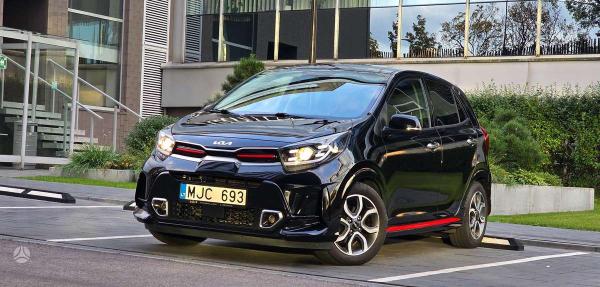 Black Kia Picanto 2022 in Vilnius, with an engine capacity of 1.20 L and mileage of 58 thousand km for 13900 €, photo 1 on AUTOMOTO.COM.LV