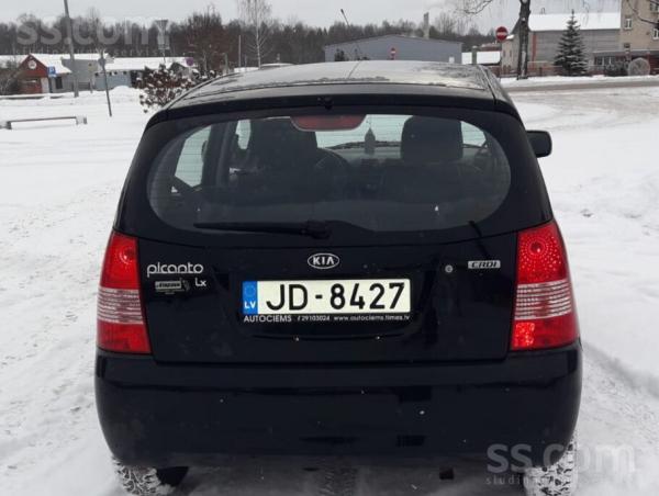 Black Kia Picanto 2007 in Madona, with an engine capacity of 1.10 L and mileage of 170 thousand km for 1100 €, photo 4 on AUTOMOTO.COM.LV
